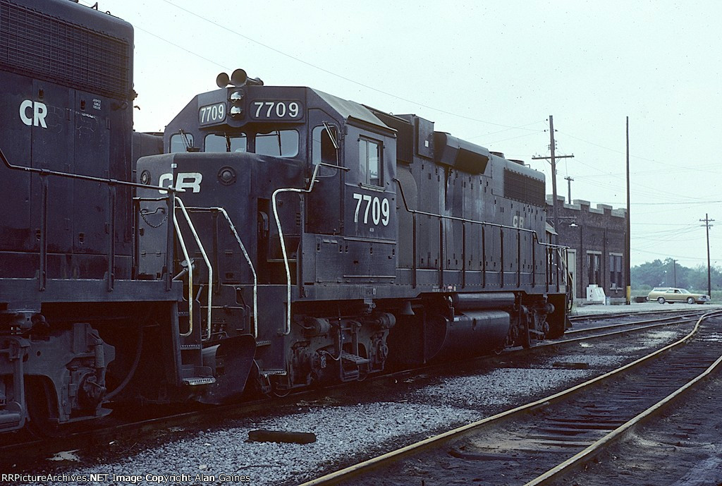 CR GP38 7709